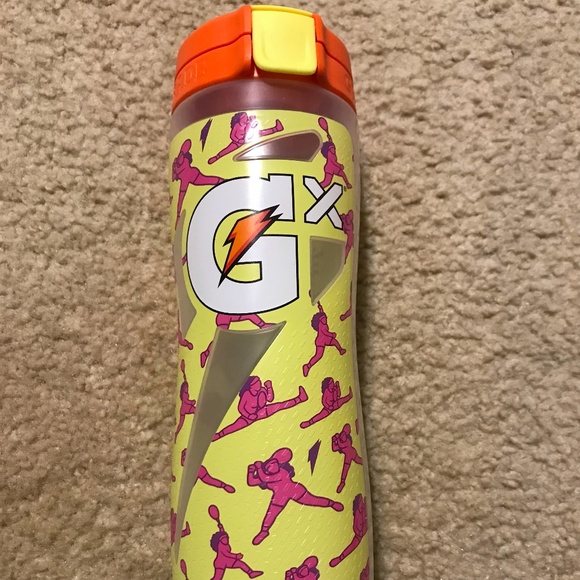 Gatorade | Kitchen | Limited Edition Serena Gatorade Bottle Yellow ...